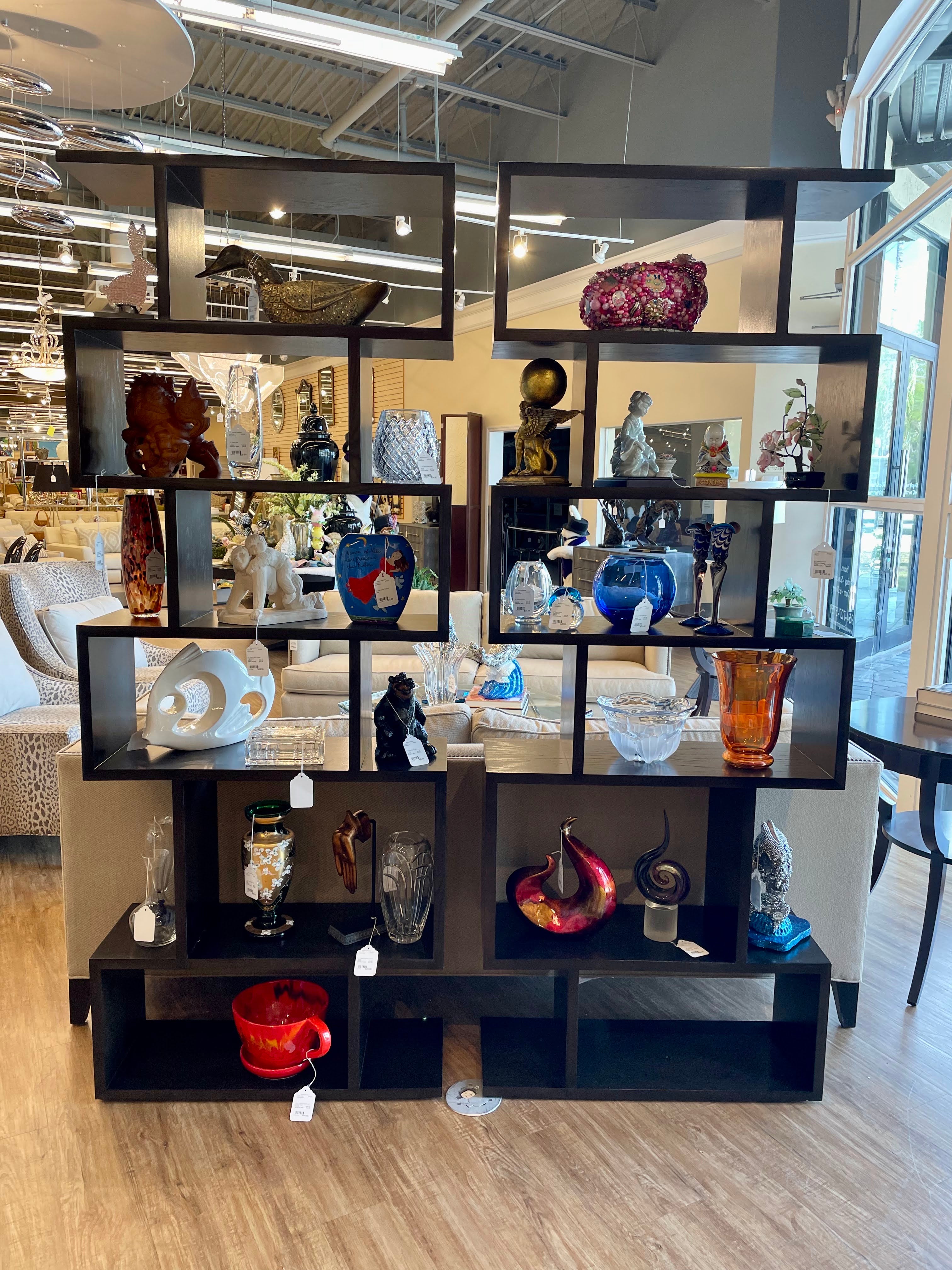 Etagere – Encore Interiors, a consignment gallery